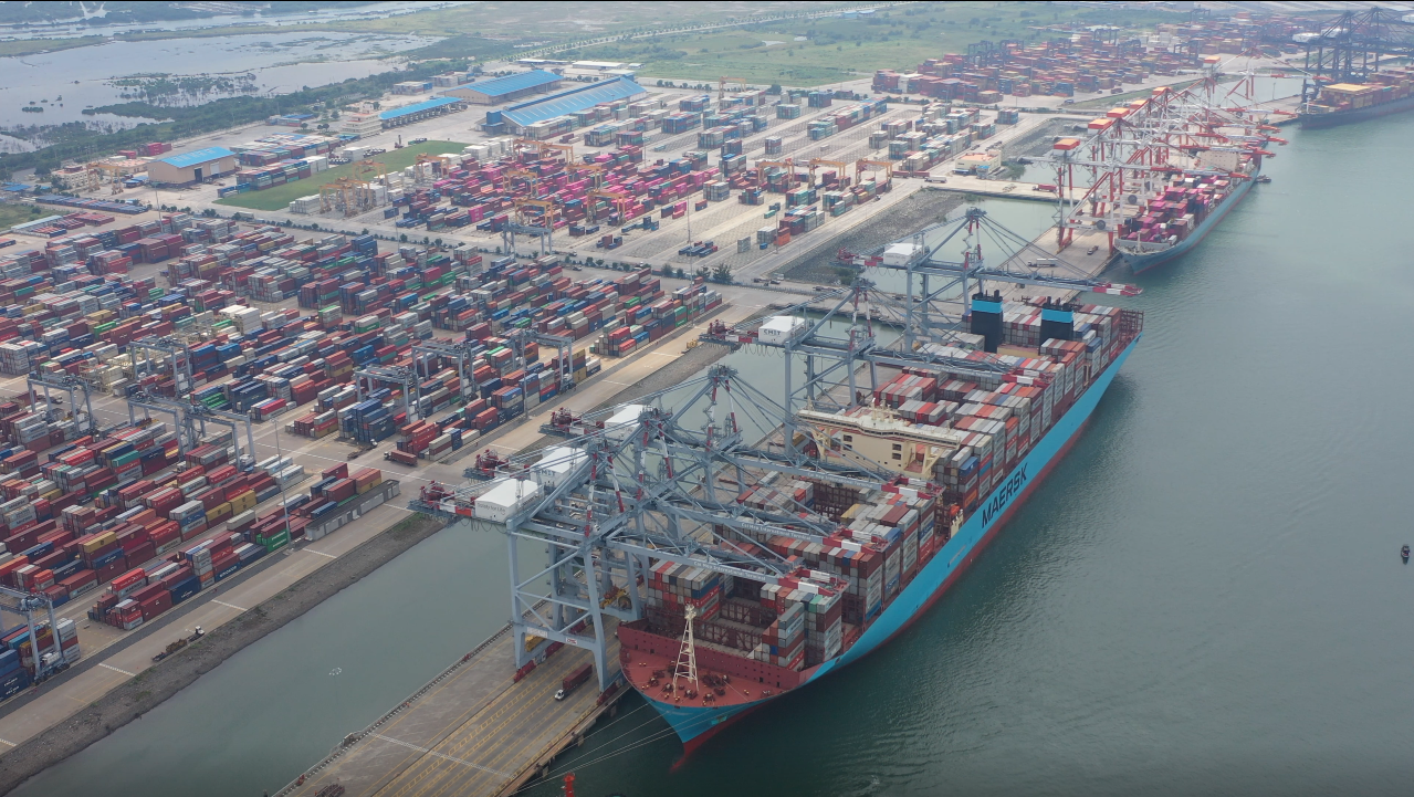 Cai Mep International Terminal receives ultra-large container ship ...