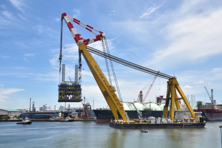 FPSO Liza Unity undocks and starts integration phase - VesselFinder