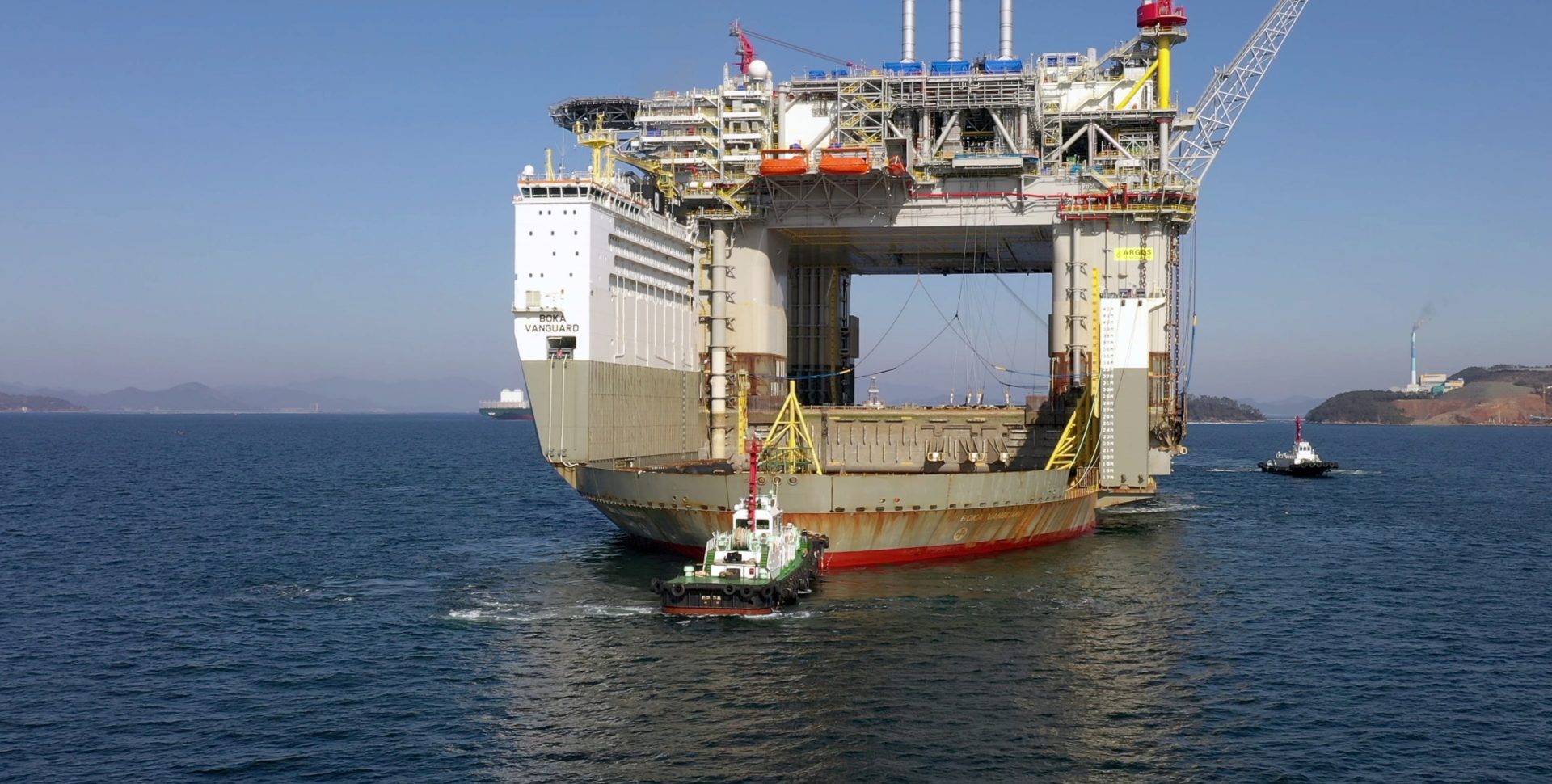 bp’s Argos platform sets sail for Texas - VesselFinder